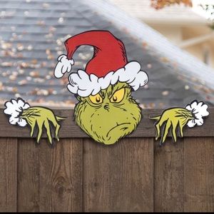 Dr. Seuss | Holiday | The Grinch Christmas Santa Fence Sitter Decor ...